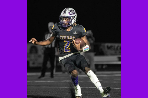 Logansport Athlete Gets Scholarship | DeSoto Parish Journal