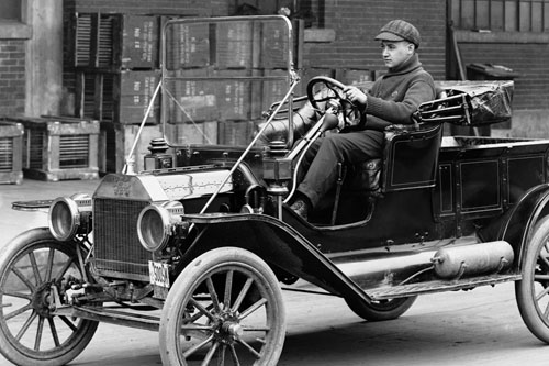 On This Day: The Birth of the Ford Model T, a Revolution in an Assembly ...